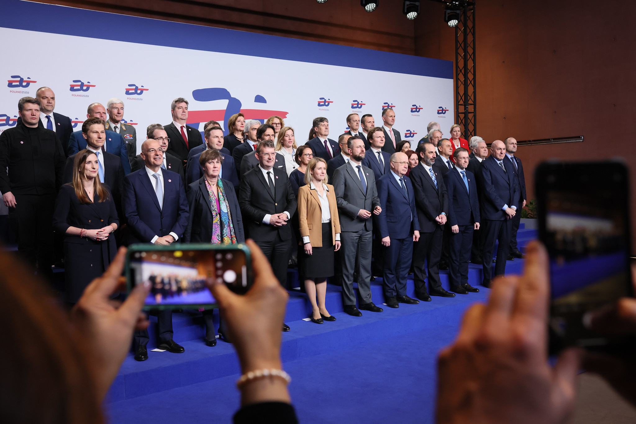 European Ministers of Defence - Save Europe, invest in mining ...